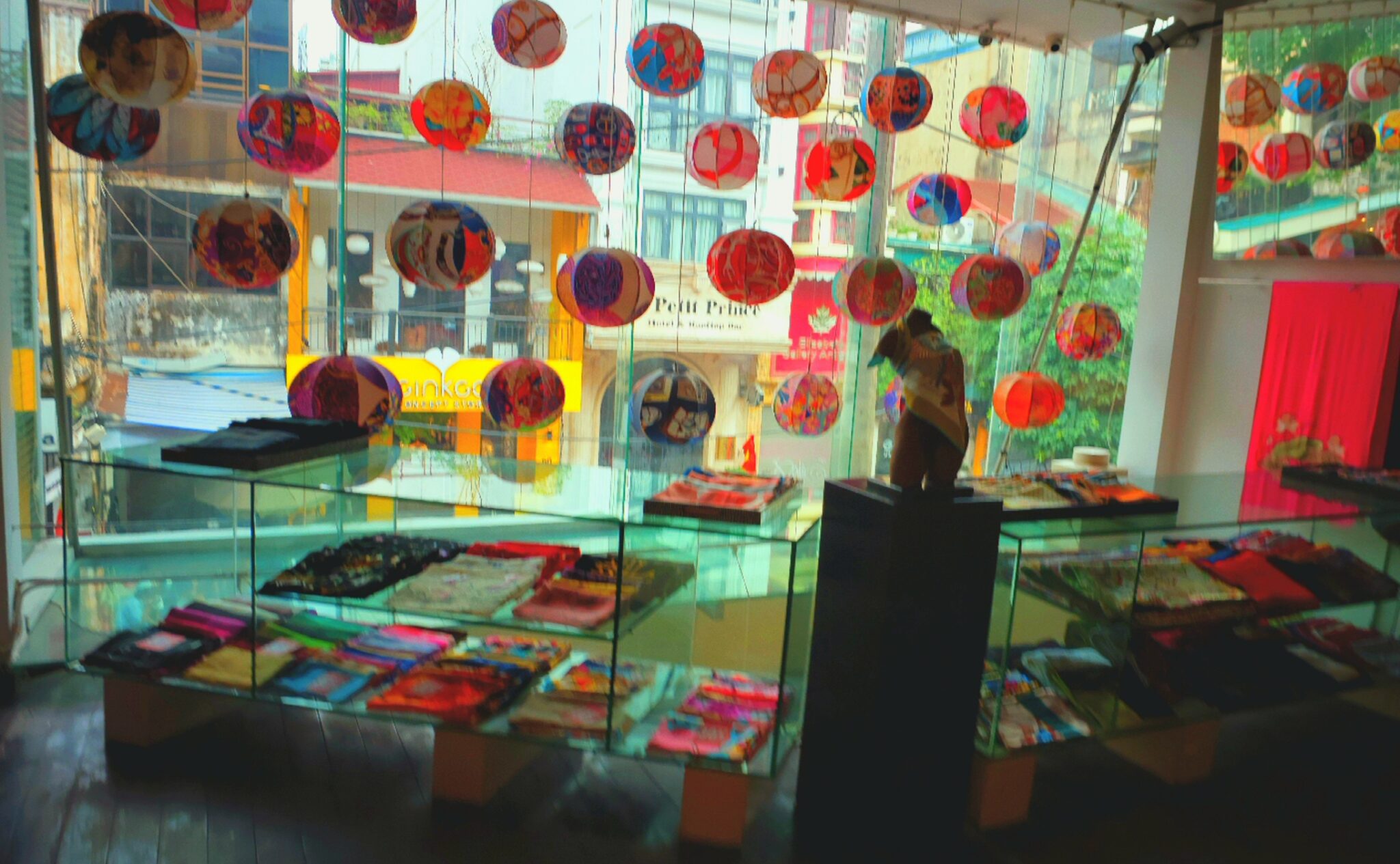 ハノイで可愛い刺繍小物を買うなら「Tanmy Design」 | ましゅめろぐ。